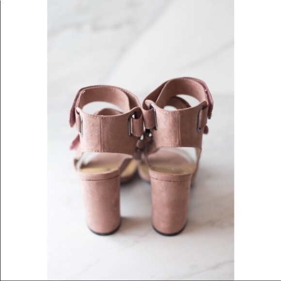 Shoes | Mauve Strappy Sandal Heel Shoe | Poshmark